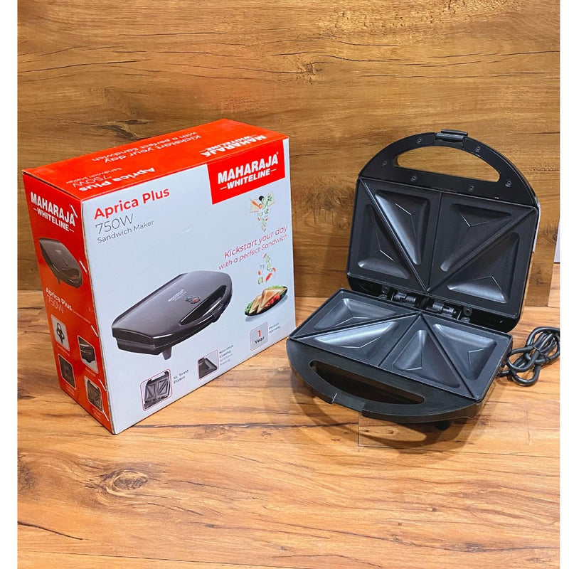 Maharaja Whiteline Aprica Plus 750 Watts Toast Sandwich Maker | Black